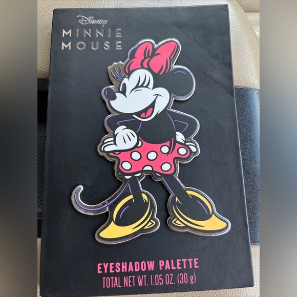 Disney | Makeup | Disney Minnie Mouse Eyeshadow Palette W2 Shimmery ...